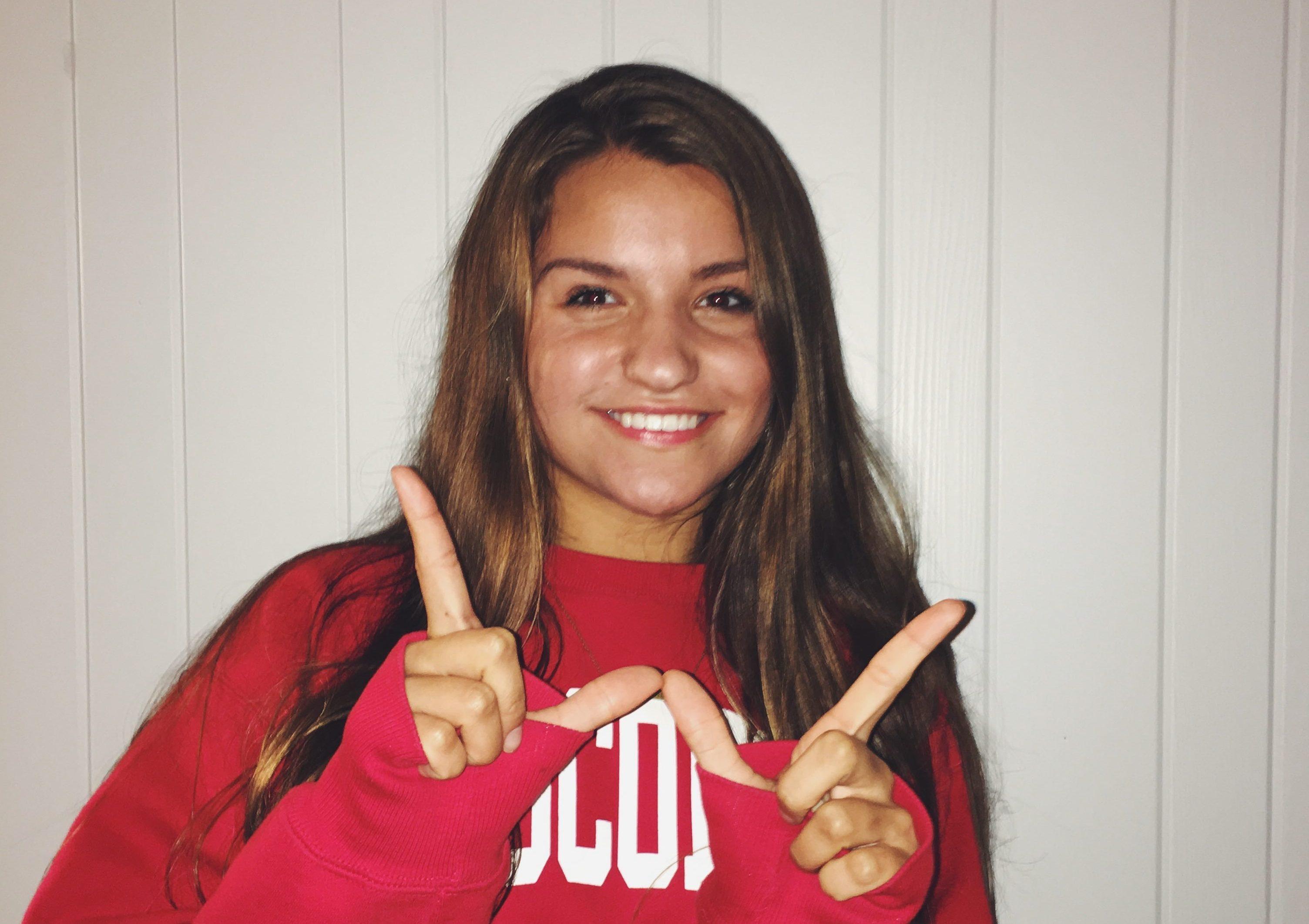 Gabby Higgins commits to University of Wisconsin for swimming – The ...